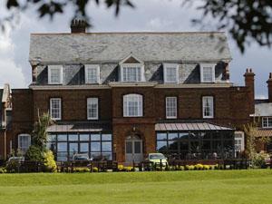 Le Strange Arms Hotel – Terrace Bar & Restaurant – Visit West Norfolk